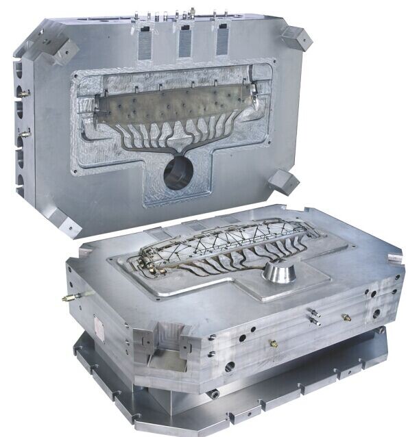 the Advantages of Pressure Die Casting Prototype Molds